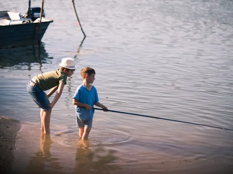 Best Time To Go Fishing? Dates And Time Of The Day - AquariumPub